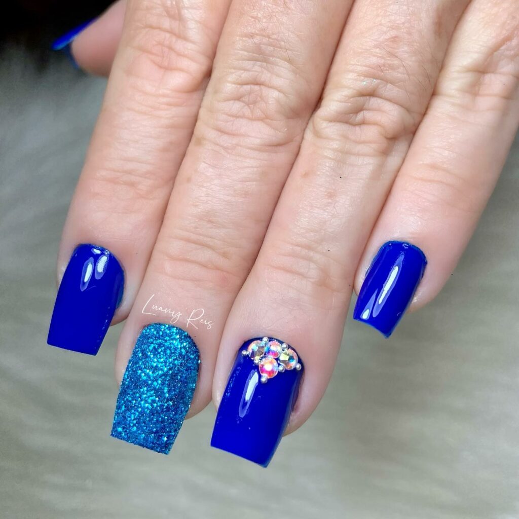 +35 ideias de Unhas Azuis - Opções lindas e inspiradoras - UNHAS DECORADAS